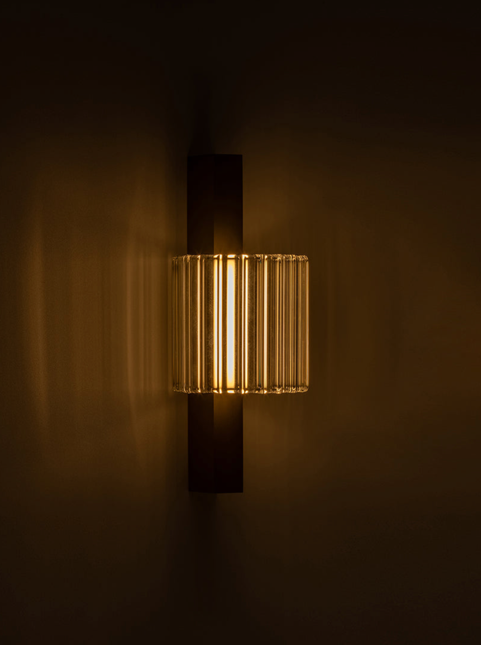 Lightingales | Column 250 | Wall Light